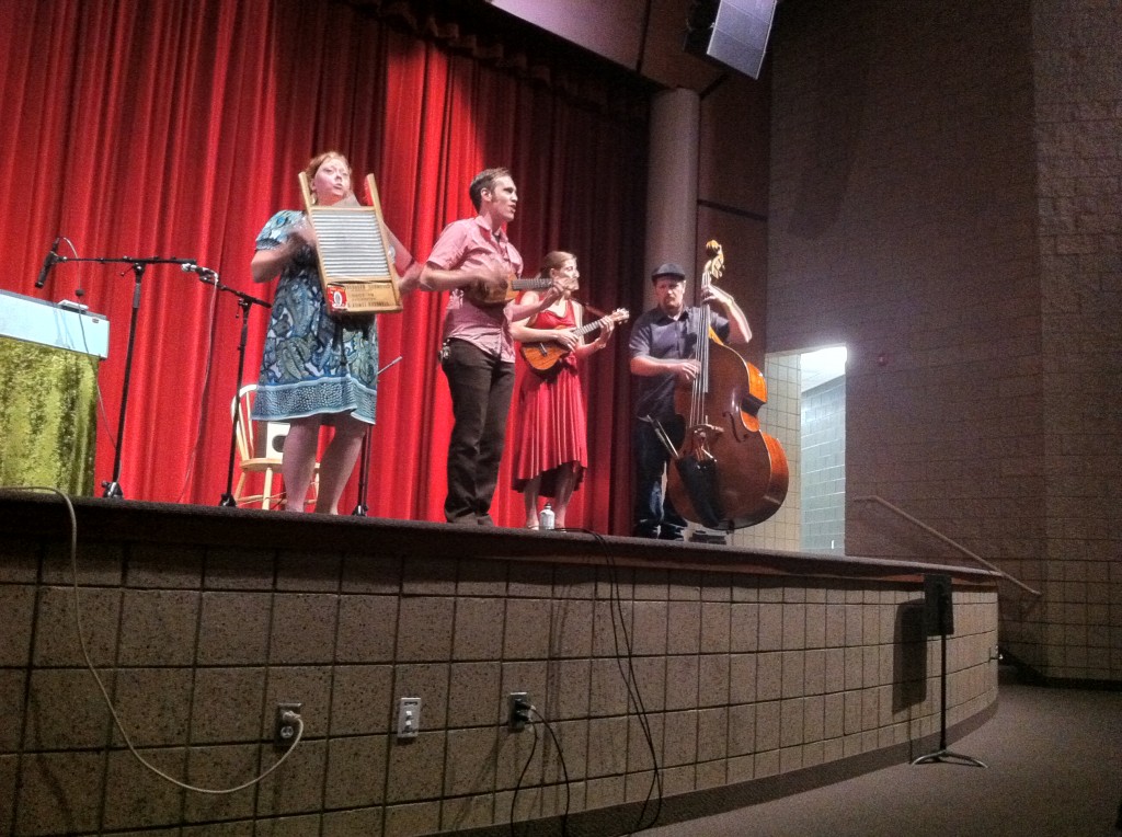 Daniel Hulbert’s posts | Electric Ukulele Land